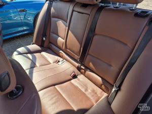 Brown BMW 530 2011 in Vilnius, with an engine capacity of 3.00 L and mileage of 266 thousand km for 8900 €, photo 19 on AUTOMOTO.COM.LV