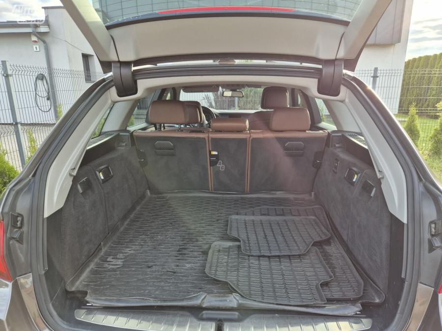 Brown BMW 530 2011 in Vilnius, with an engine capacity of 3.00 L and mileage of 266 thousand km for 8900 €, photo 22 on AUTOMOTO.COM.LV