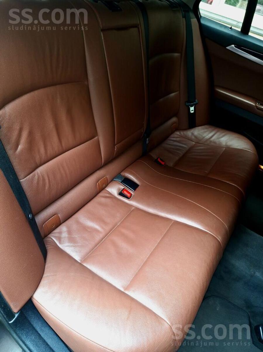 Brown BMW 530 2011 in Riga, with an engine capacity of 3.00 L and mileage of 410 thousand km for 7100 €, photo 19 on AUTOMOTO.COM.LV