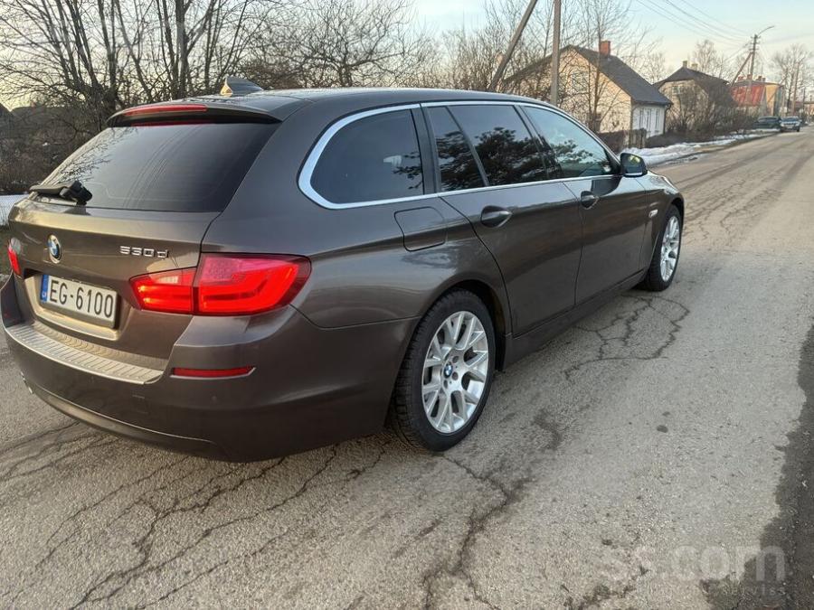 Brown BMW 530 2011 in Jekabpils, with an engine capacity of 3.00 L and mileage of 358 thousand km for 9000 €, photo 4 on AUTOMOTO.COM.LV