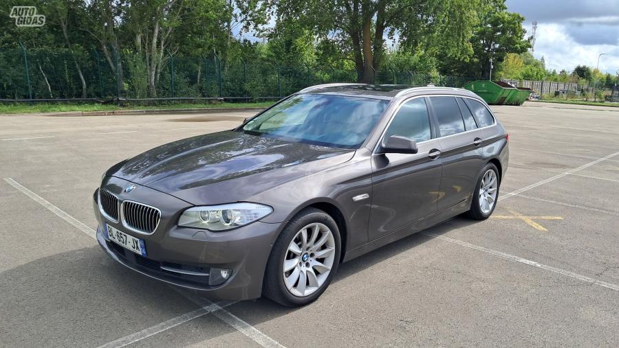 Brown BMW 530 2011 in Klaipeda, with an engine capacity of 3.00 L and mileage of 284 thousand km for 8900 €, photo 3 on AUTOMOTO.COM.LV