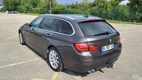 BMW 530 2011 in Klaipeda on AUTOMOTO.COM.LV Brown BMW 530 2011 in Klaipeda, with an engine capacity of 3.00 L and mileage of 284 thousand km for 8900 €, photo 6 on AUTOMOTO.COM.LV