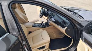 Brown BMW 530 2011 in Klaipeda, with an engine capacity of 3.00 L and mileage of 284 thousand km for 8900 €, photo 13 on AUTOMOTO.COM.LV