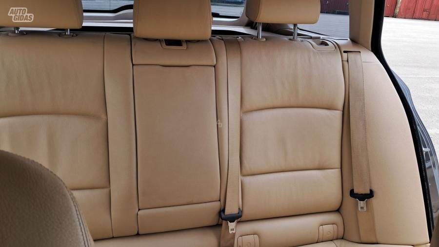 Brown BMW 530 2011 in Klaipeda, with an engine capacity of 3.00 L and mileage of 284 thousand km for 8900 €, photo 16 on AUTOMOTO.COM.LV