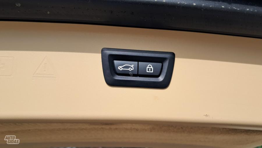 Brown BMW 530 2011 in Klaipeda, with an engine capacity of 3.00 L and mileage of 284 thousand km for 8900 €, photo 20 on AUTOMOTO.COM.LV