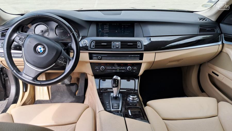 Brown BMW 530 2011 in Klaipeda, with an engine capacity of 3.00 L and mileage of 284 thousand km for 8900 €, photo 21 on AUTOMOTO.COM.LV