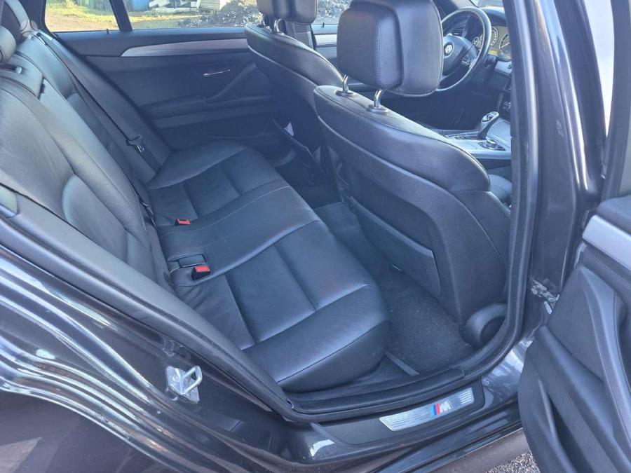 Brūns BMW 530 2012 Viļņa, ar dzinēja tilpumu 2.99 L un nobraukumu 289 tūkst. km par 6600 €, foto 12 vietnē AUTOMOTO.COM.LV