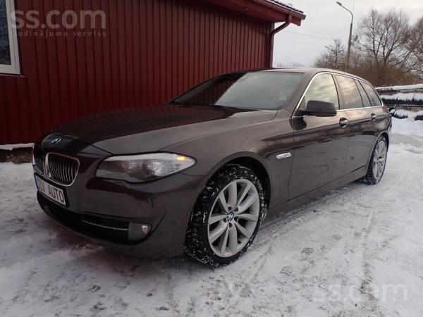 Brown BMW 530 2012 in Liepaja, with an engine capacity of 3.00 L and mileage of 335 thousand km for 9990 €, photo 4 on AUTOMOTO.COM.LV