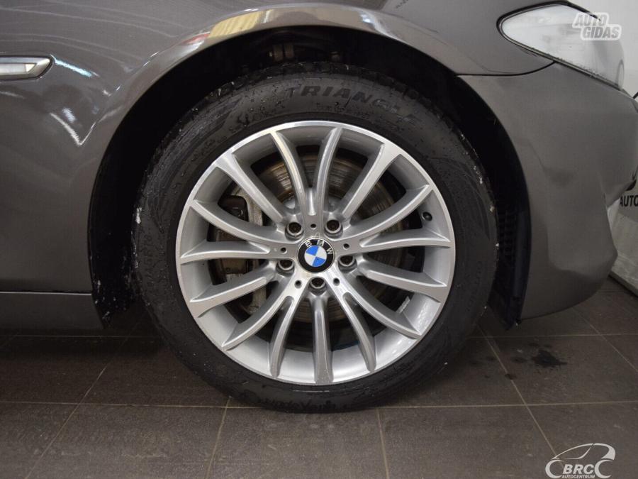 Brūns BMW 530 2012 Rīga, ar dzinēja tilpumu 3.00 L un nobraukumu 277 tūkst. km par 10500 €, foto 26 vietnē AUTOMOTO.COM.LV