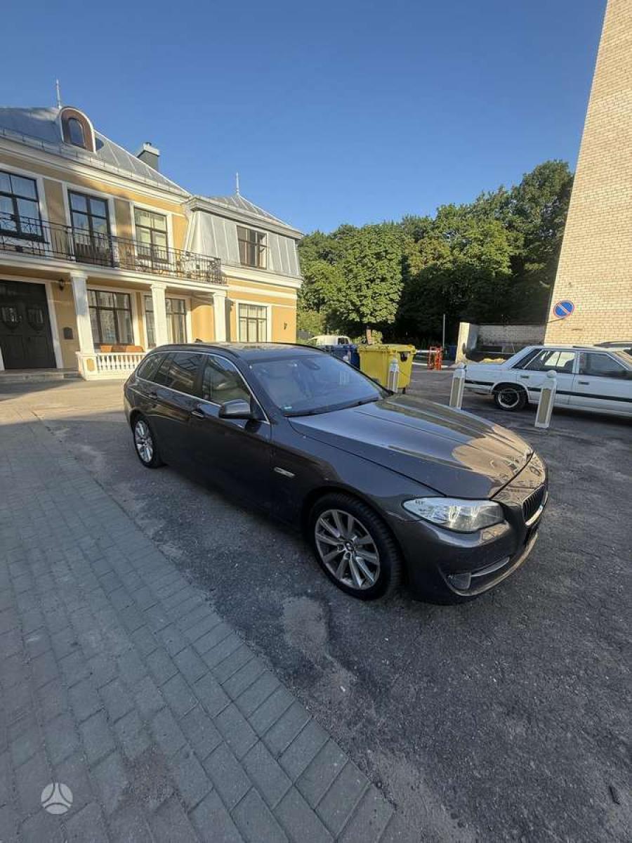 Brūns BMW 530 2012 Kauņa, ar dzinēja tilpumu 2.96 L un nobraukumu 327 tūkst. km par 5450 €, foto 1 vietnē AUTOMOTO.COM.LV