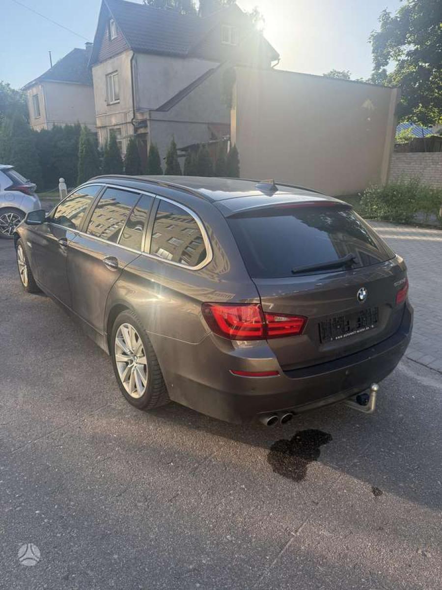 Brūns BMW 530 2012 Kauņa, ar dzinēja tilpumu 2.96 L un nobraukumu 327 tūkst. km par 5450 €, foto 3 vietnē AUTOMOTO.COM.LV