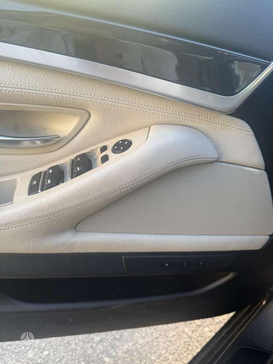 Brūns BMW 530 2012 Kauņa, ar dzinēja tilpumu 2.96 L un nobraukumu 327 tūkst. km par 5450 €, foto 10 vietnē AUTOMOTO.COM.LV