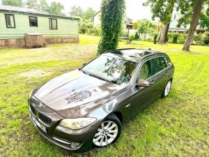 Brūns BMW 530 2012 Rīga, ar dzinēja tilpumu 3.00 L un nobraukumu 359 tūkst. km par 9900 €, foto 30 vietnē AUTOMOTO.COM.LV