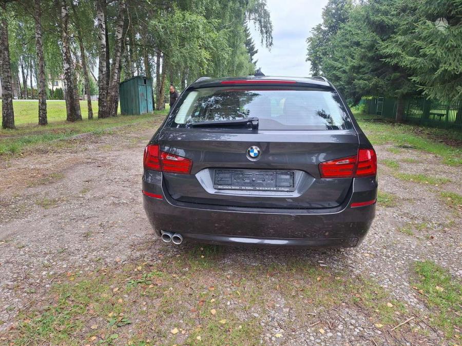 Brūns BMW 530 2012 Utena, ar dzinēja tilpumu 2.99 L un nobraukumu 337 tūkst. km par 7700 €, foto 6 vietnē AUTOMOTO.COM.LV