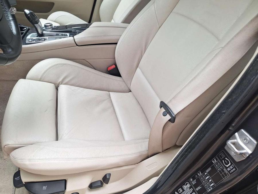 Brūns BMW 530 2012 Utena, ar dzinēja tilpumu 2.99 L un nobraukumu 337 tūkst. km par 7700 €, foto 13 vietnē AUTOMOTO.COM.LV