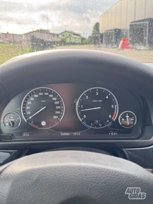 Brown BMW 530 2012 in Kaunas, with an engine capacity of 3.00 L and mileage of 332 thousand km for 8700 €, photo 28 on AUTOMOTO.COM.LV