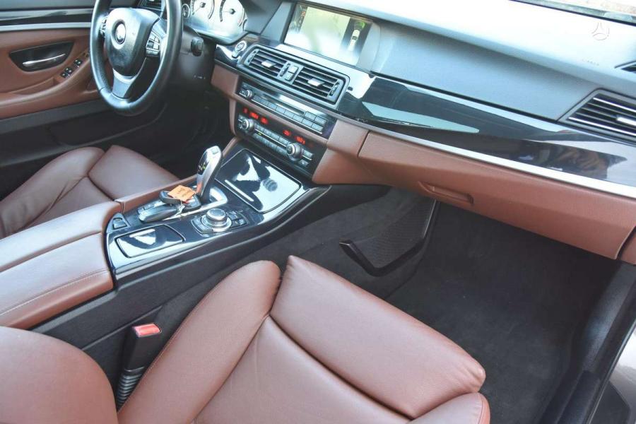 Brown BMW 530 2012 in Riga, with an engine capacity of 2.99 L and mileage of 210 thousand km for 8450 €, photo 8 on AUTOMOTO.COM.LV