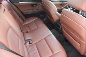 Brown BMW 530 2012 in Riga, with an engine capacity of 2.99 L and mileage of 210 thousand km for 8450 €, photo 13 on AUTOMOTO.COM.LV