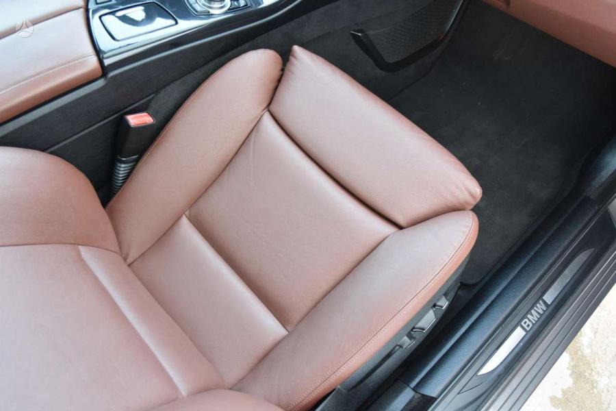 Brown BMW 530 2012 in Riga, with an engine capacity of 2.99 L and mileage of 210 thousand km for 8450 €, photo 14 on AUTOMOTO.COM.LV