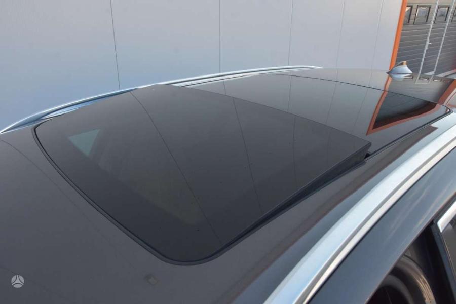 Brown BMW 530 2012 in Riga, with an engine capacity of 2.99 L and mileage of 210 thousand km for 8450 €, photo 17 on AUTOMOTO.COM.LV