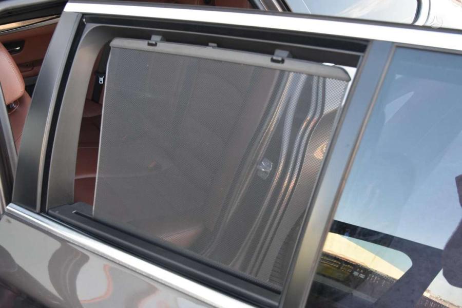 Brown BMW 530 2012 in Riga, with an engine capacity of 2.99 L and mileage of 210 thousand km for 8450 €, photo 22 on AUTOMOTO.COM.LV