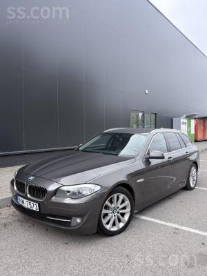 Brown BMW 530 2012 in Riga, with an engine capacity of 3.00 L and mileage of 303 thousand km for 8800 €, photo 3 on AUTOMOTO.COM.LV