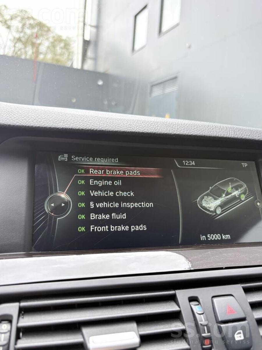 Brown BMW 530 2012 in Riga, with an engine capacity of 3.00 L and mileage of 303 thousand km for 8800 €, photo 14 on AUTOMOTO.COM.LV