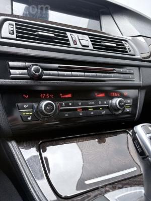 Brown BMW 530 2012 in Riga, with an engine capacity of 3.00 L and mileage of 303 thousand km for 8800 €, photo 19 on AUTOMOTO.COM.LV