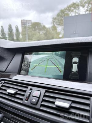 Brown BMW 530 2012 in Riga, with an engine capacity of 3.00 L and mileage of 303 thousand km for 8800 €, photo 21 on AUTOMOTO.COM.LV