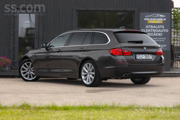 Brown BMW 530 2012 in Jelgava, with an engine capacity of 3.00 L and mileage of 355 thousand km for 10900 €, photo 6 on AUTOMOTO.COM.LV