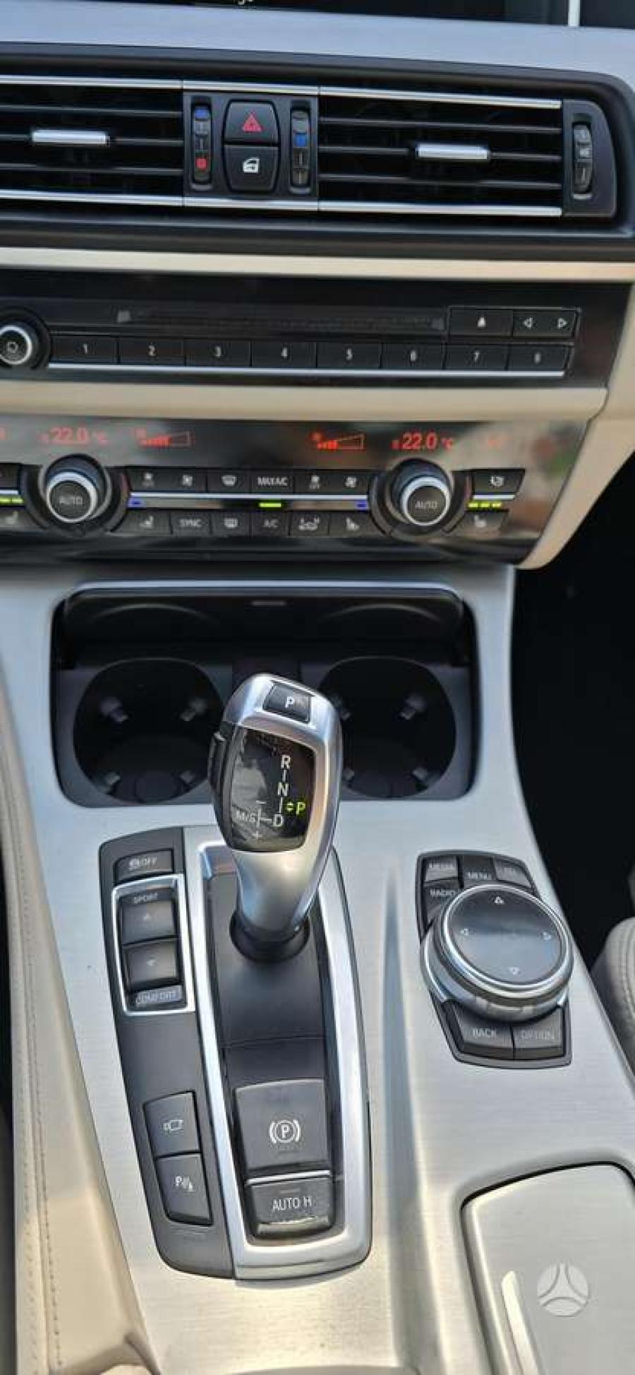 Brown BMW 530 2013 in Taurage, with an engine capacity of 2.99 L and mileage of 317 thousand km for 12400 €, photo 16 on AUTOMOTO.COM.LV