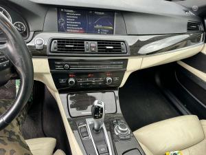 Brown BMW 530 2013 in Jurbarkas, with an engine capacity of 2.99 L and mileage of 350 thousand km for 6299 €, photo 18 on AUTOMOTO.COM.LV