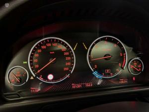 Brown BMW 530 2013 in Marijampole, with an engine capacity of 2.99 L and mileage of 321 thousand km for 11999 €, photo 19 on AUTOMOTO.COM.LV