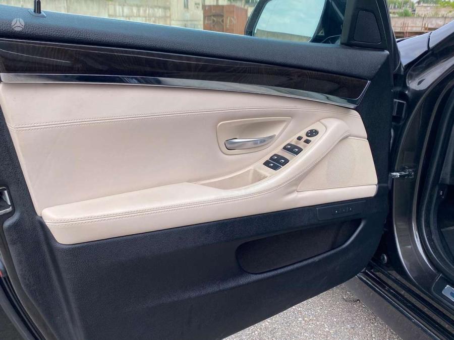 Brūns BMW 530 2013 Plungė, ar dzinēja tilpumu 2.99 L un nobraukumu 234 tūkst. km par 9998 €, foto 24 vietnē AUTOMOTO.COM.LV