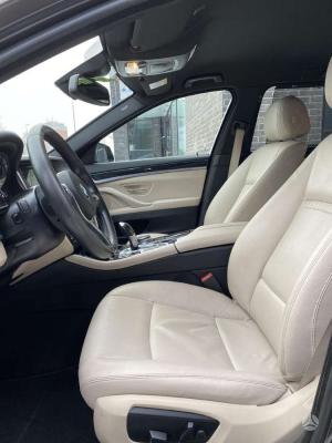 Brūns BMW 530 2014 Marijampole, ar dzinēja tilpumu 2.99 L un nobraukumu 340 tūkst. km par 10650 €, foto 20 vietnē AUTOMOTO.COM.LV