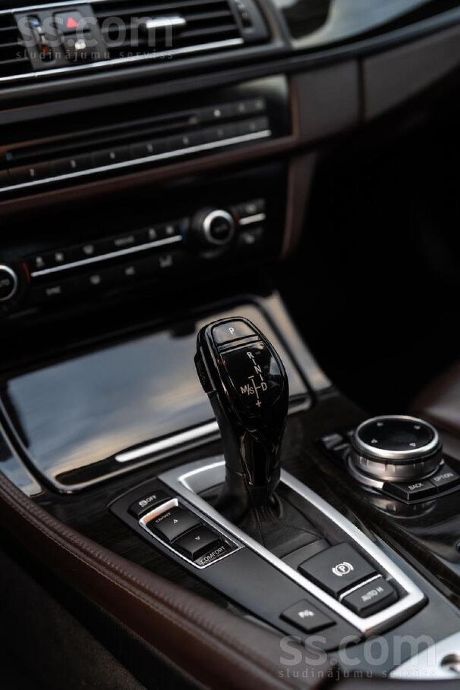 Brown BMW 530 2014 in Riga, with an engine capacity of 3.00 L and mileage of 0 thousand km for 12700 €, photo 8 on AUTOMOTO.COM.LV
