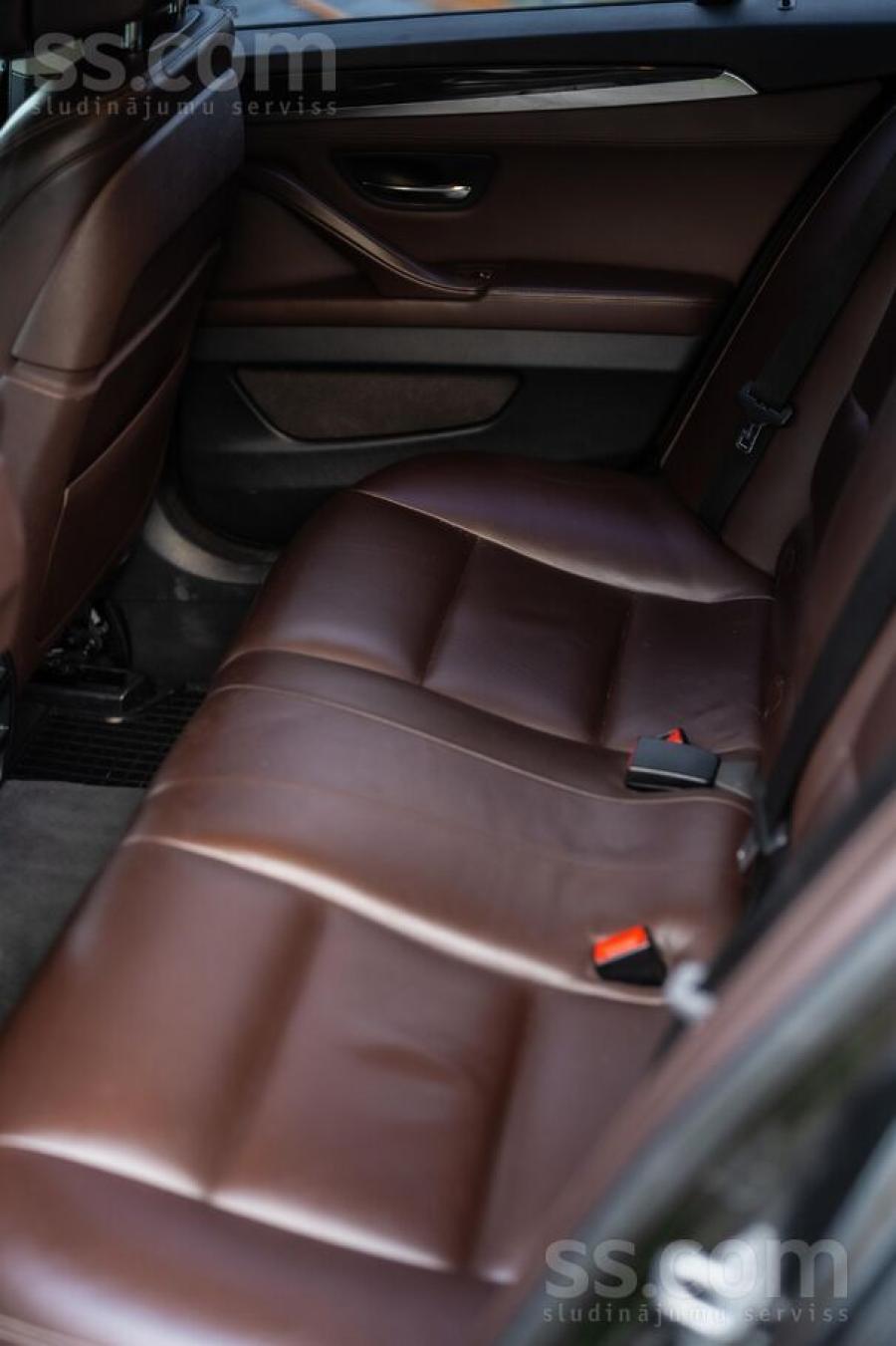 Brown BMW 530 2014 in Riga, with an engine capacity of 3.00 L and mileage of 0 thousand km for 12700 €, photo 13 on AUTOMOTO.COM.LV