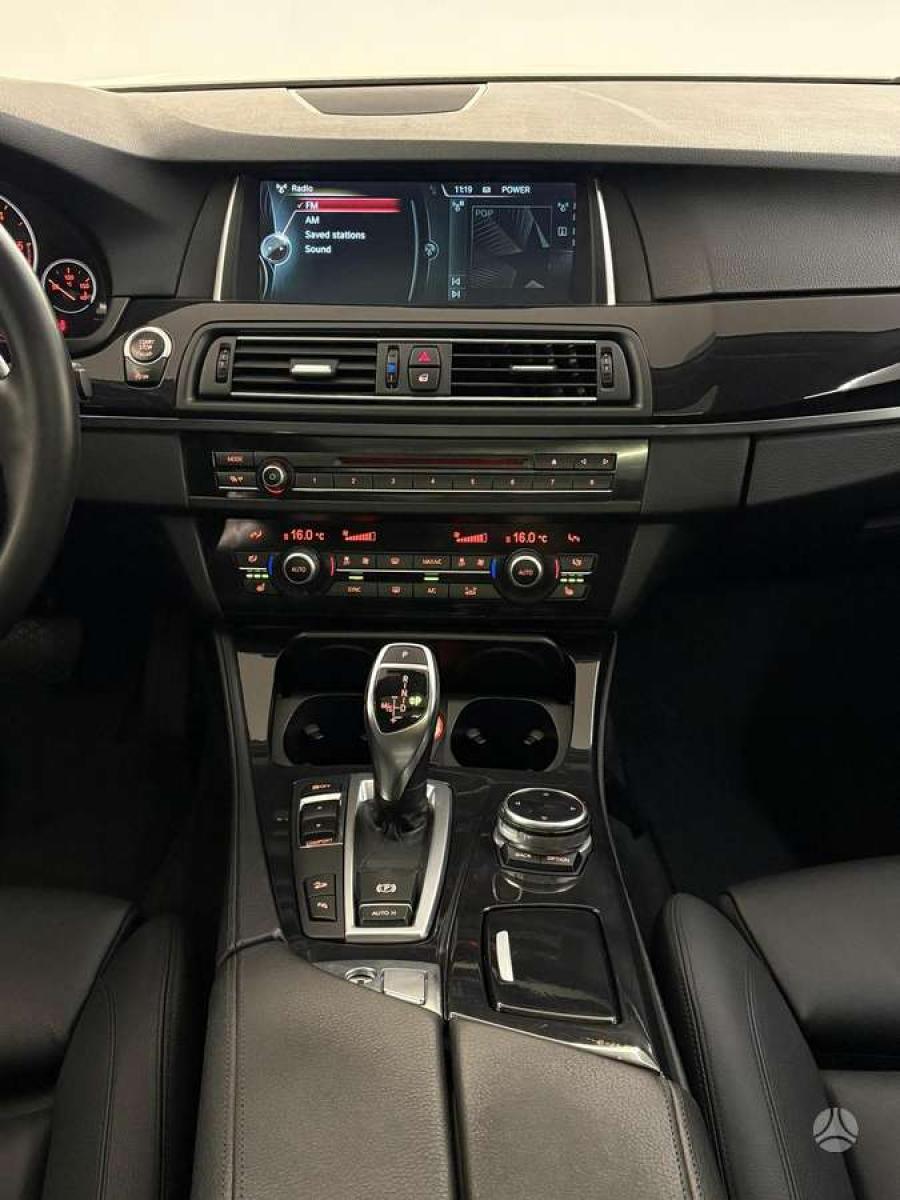 Brown BMW 530 2014 in Marijampole, with an engine capacity of 2.99 L and mileage of 356 thousand km for 9999 €, photo 13 on AUTOMOTO.COM.LV