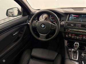 Brown BMW 530 2014 in Marijampole, with an engine capacity of 2.99 L and mileage of 356 thousand km for 9999 €, photo 18 on AUTOMOTO.COM.LV