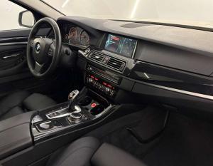 Brown BMW 530 2014 in Marijampole, with an engine capacity of 2.99 L and mileage of 356 thousand km for 9999 €, photo 29 on AUTOMOTO.COM.LV