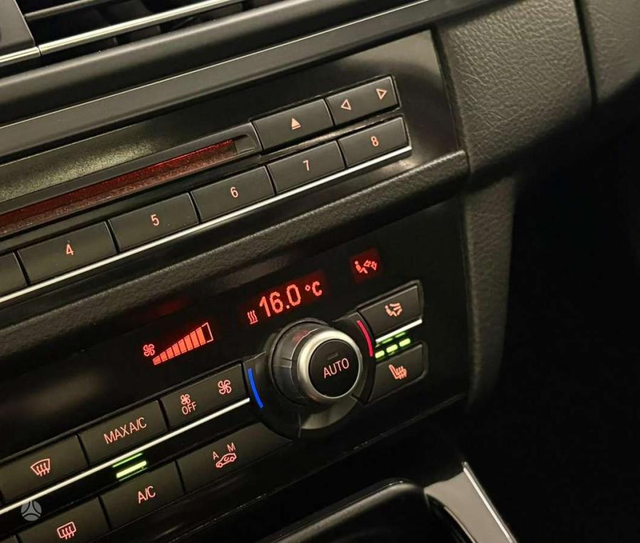 Brown BMW 530 2014 in Marijampole, with an engine capacity of 2.99 L and mileage of 356 thousand km for 9150 €, photo 9 on AUTOMOTO.COM.LV