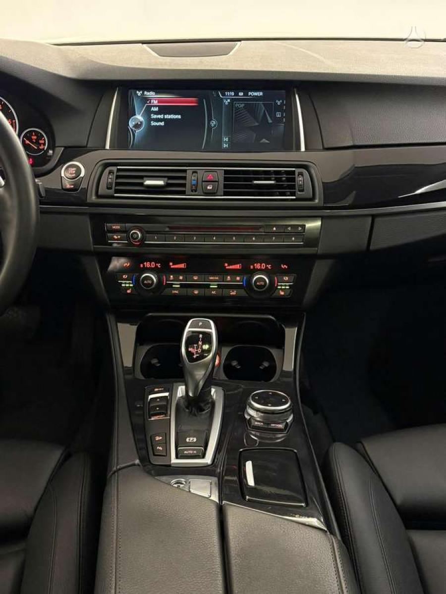 Brown BMW 530 2014 in Marijampole, with an engine capacity of 2.99 L and mileage of 356 thousand km for 9150 €, photo 14 on AUTOMOTO.COM.LV