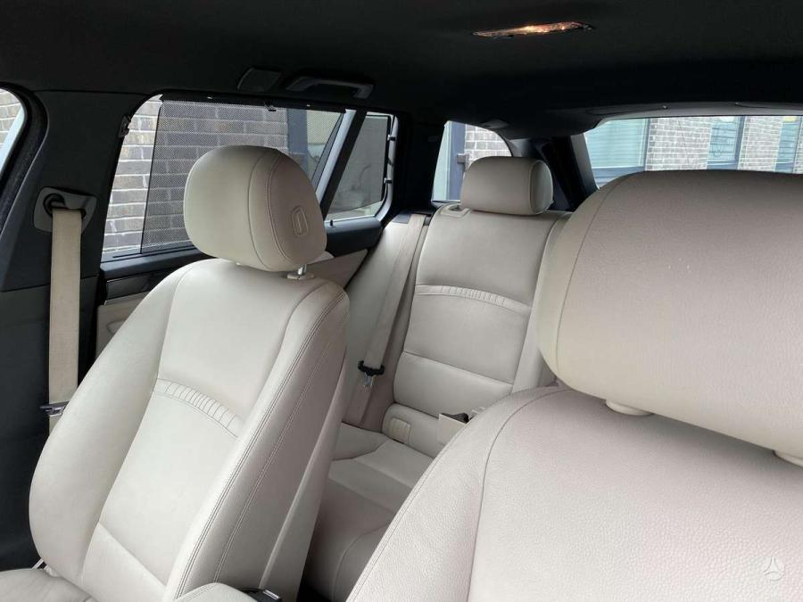 Brown BMW 530 2014 in Marijampole, with an engine capacity of 2.99 L and mileage of 340 thousand km for 9350 €, photo 27 on AUTOMOTO.COM.LV