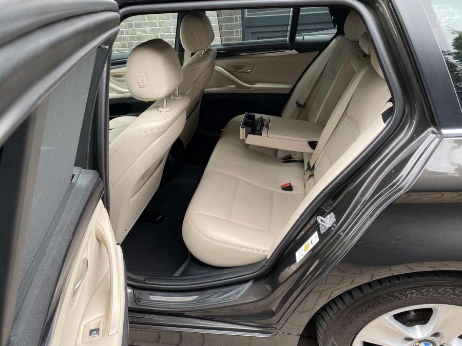 Brown BMW 530 2014 in Marijampole, with an engine capacity of 2.99 L and mileage of 340 thousand km for 9350 €, photo 42 on AUTOMOTO.COM.LV