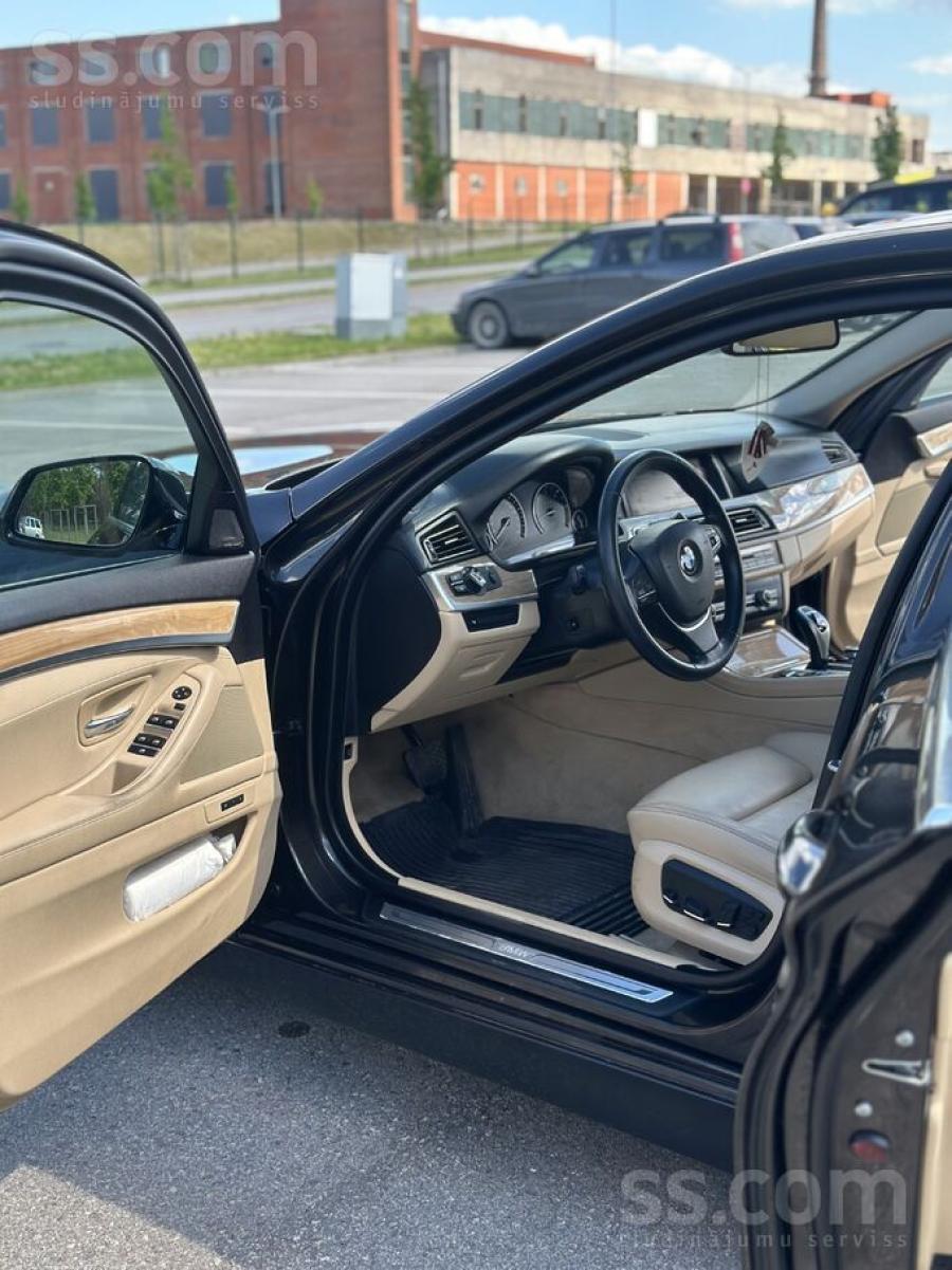 Brown BMW 530 2015 in Valmiera, with an engine capacity of 3.00 L and mileage of 300 thousand km for 14210 €, photo 7 on AUTOMOTO.COM.LV