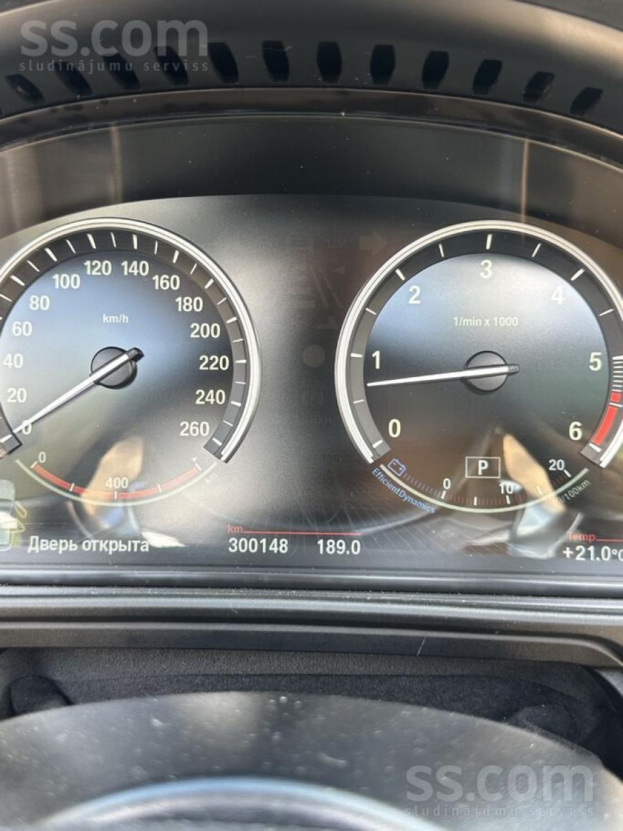 Brown BMW 530 2015 in Valmiera, with an engine capacity of 3.00 L and mileage of 300 thousand km for 14210 €, photo 10 on AUTOMOTO.COM.LV