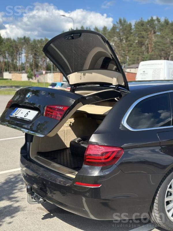 Brown BMW 530 2015 in Valmiera, with an engine capacity of 3.00 L and mileage of 300 thousand km for 14210 €, photo 10 on AUTOMOTO.COM.LV