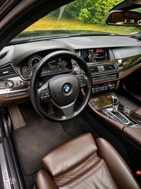 Brūns BMW 530 2015 Ignalina, ar dzinēja tilpumu 2.99 L un nobraukumu 0 tūkst. km par 9650 €, foto 7 vietnē AUTOMOTO.COM.LV