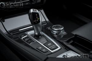 Brūns BMW 530 2015 Rīga, ar dzinēja tilpumu 3.00 L un nobraukumu 290 tūkst. km par 8500 €, foto 23 vietnē AUTOMOTO.COM.LV
