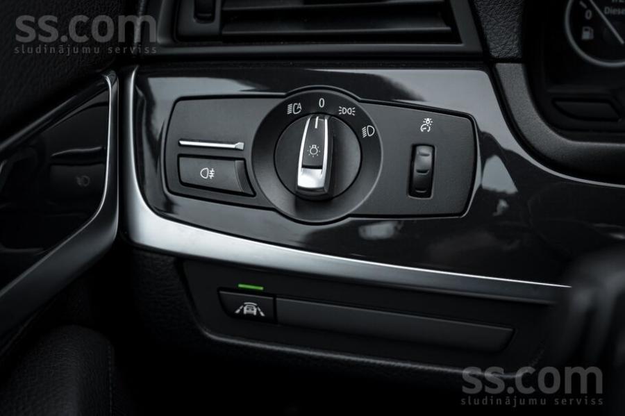 Brūns BMW 530 2015 Rīga, ar dzinēja tilpumu 3.00 L un nobraukumu 290 tūkst. km par 8500 €, foto 29 vietnē AUTOMOTO.COM.LV